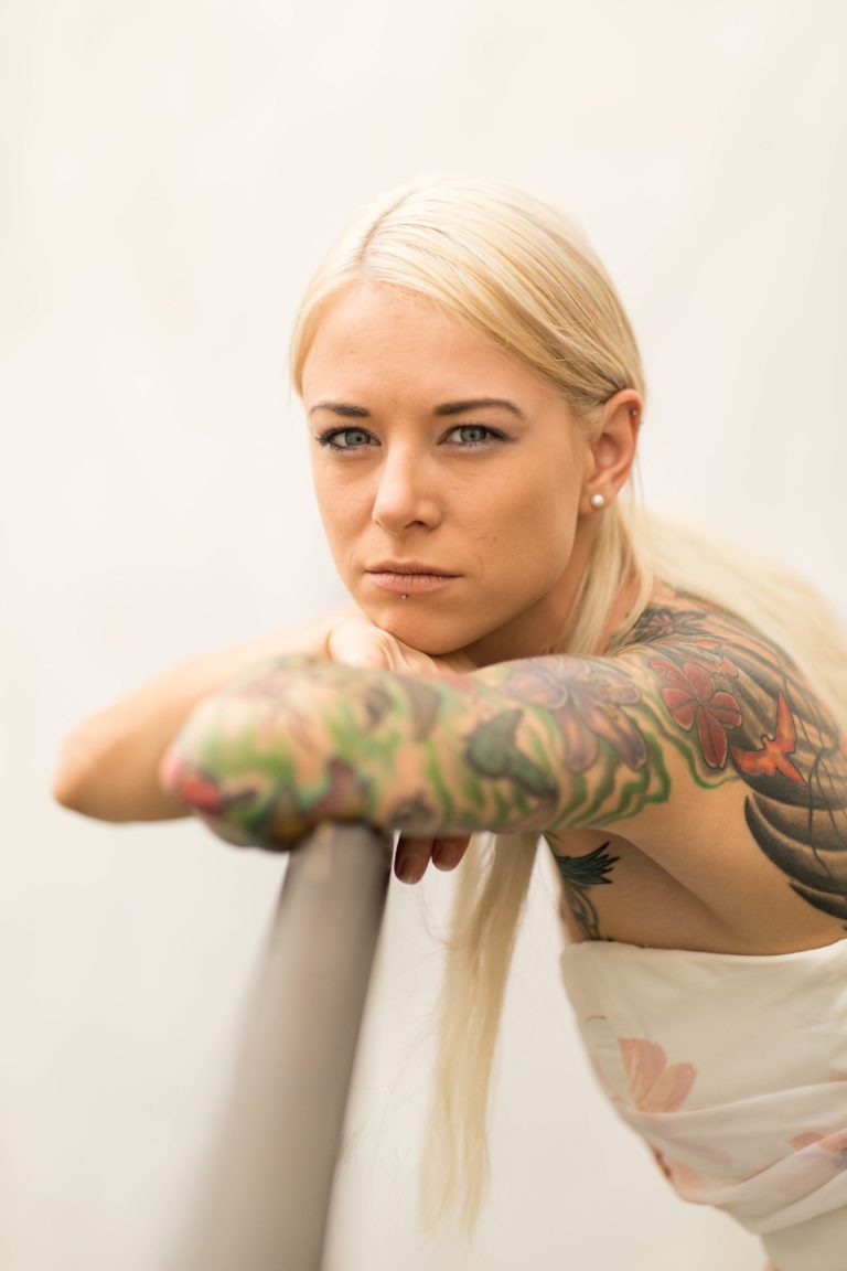 Foto Ralf Meichsner-SomAkad18-AvailLight mit ModelJuliaBaer | ProfiFotoProfiFoto