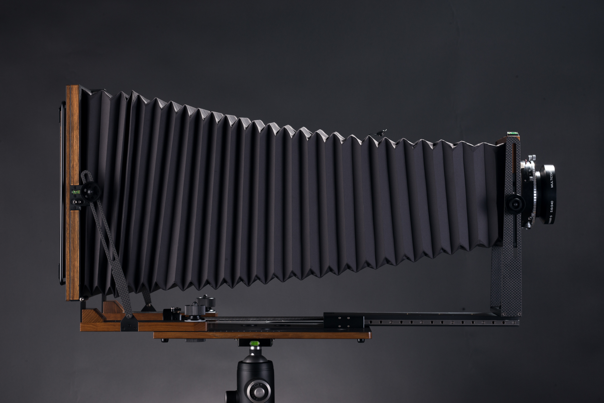 8x10“ Großformatkamera: CHAMONIX Alpinist X | ProfiFoto
